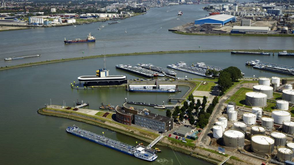 KRVE en Loodswezen Rotterdam-Rijnmond huren k... | PropertyNL